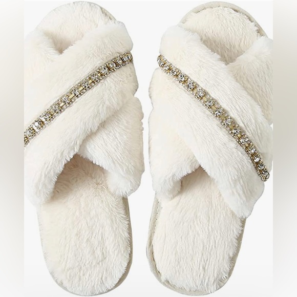 Shoes | Nwt Luxury Fuzzy Crossband Rhinestones Slippers | Poshmark